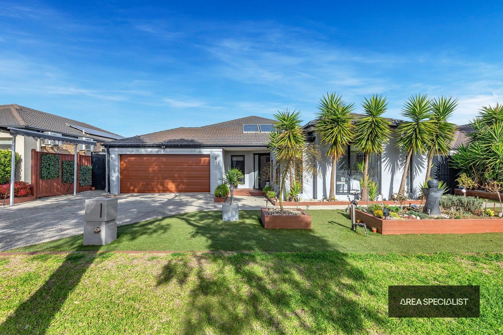 5 St James Close, Burnside Heights VIC 3023 | Domain