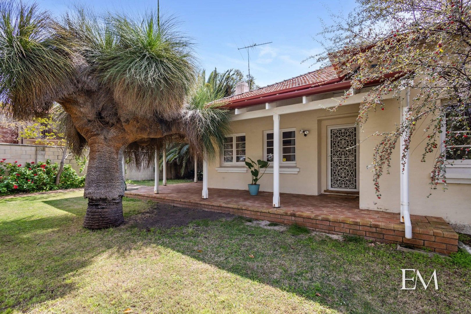 2 Prospect Street, Claremont WA 6010 - House For Rent | Domain