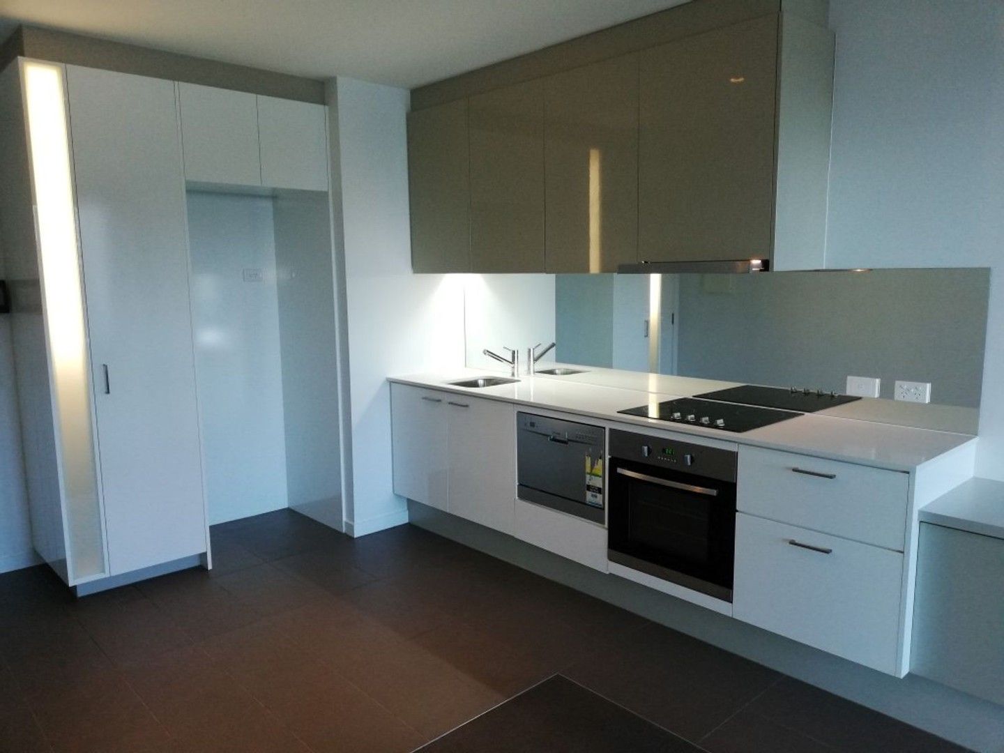 1116/220 Spencer Street, Melbourne VIC 3000 - Apartment For Rent | Domain