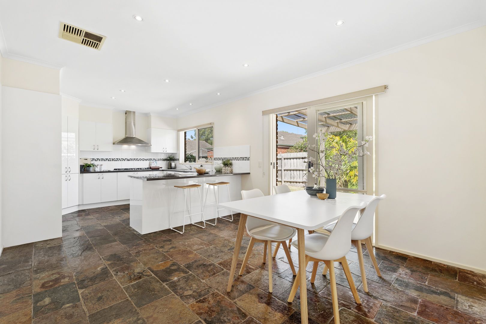 4 Karoo Road, Rowville VIC 3178 | Domain