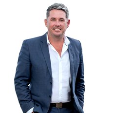 Blake Wallis | LJ Hooker Tamborine Mountain | Real Estate Agent in Shop ...