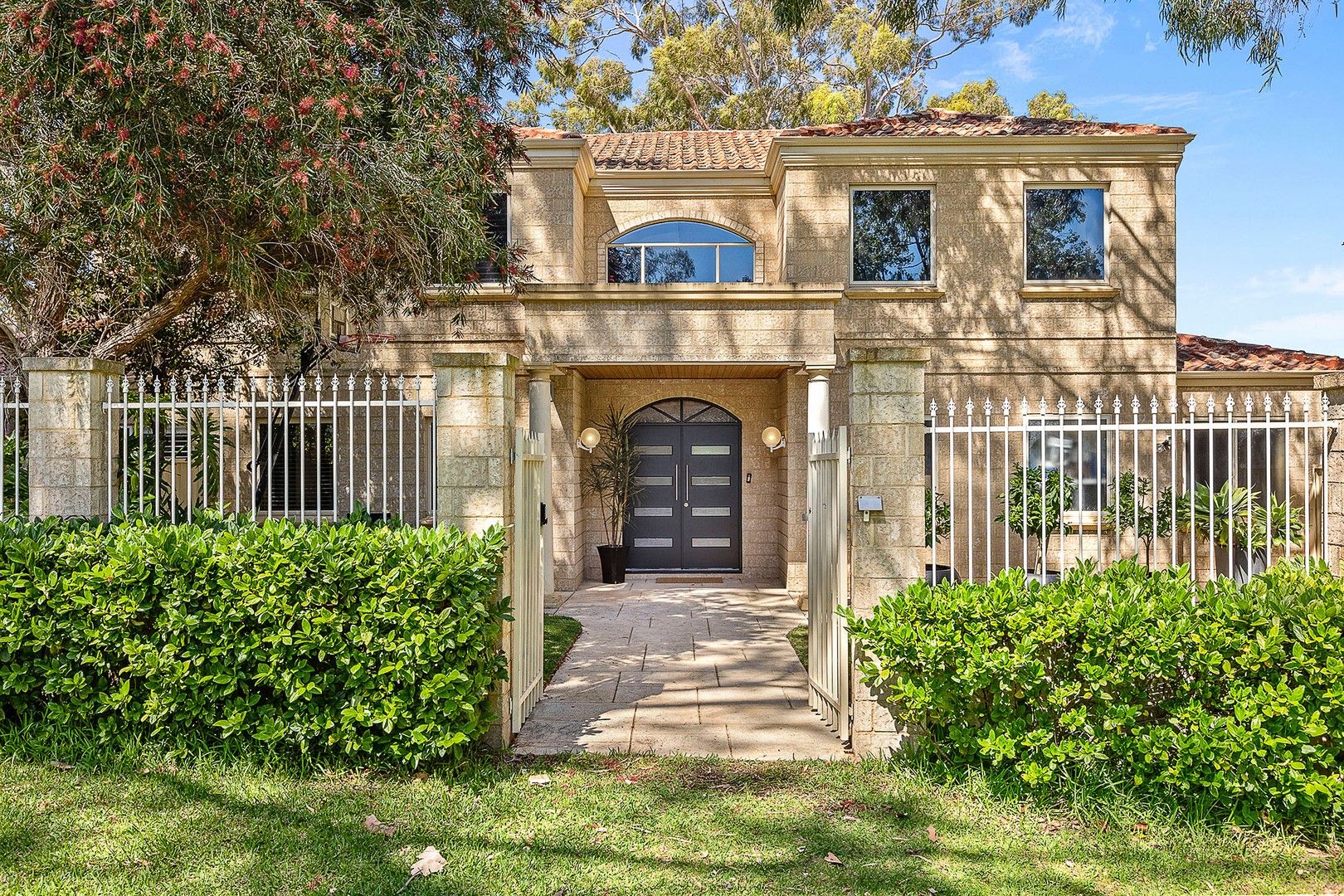 16 Bellevue Avenue, Dalkeith WA 6009 | Domain