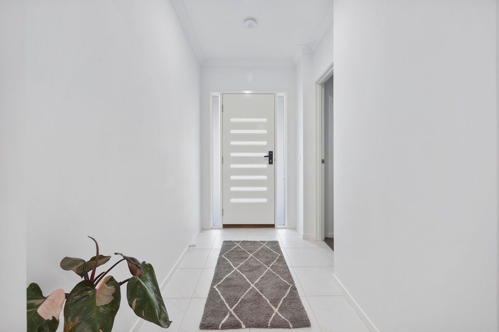 10 Henlix Court, Mount Clear VIC 3350 | Domain