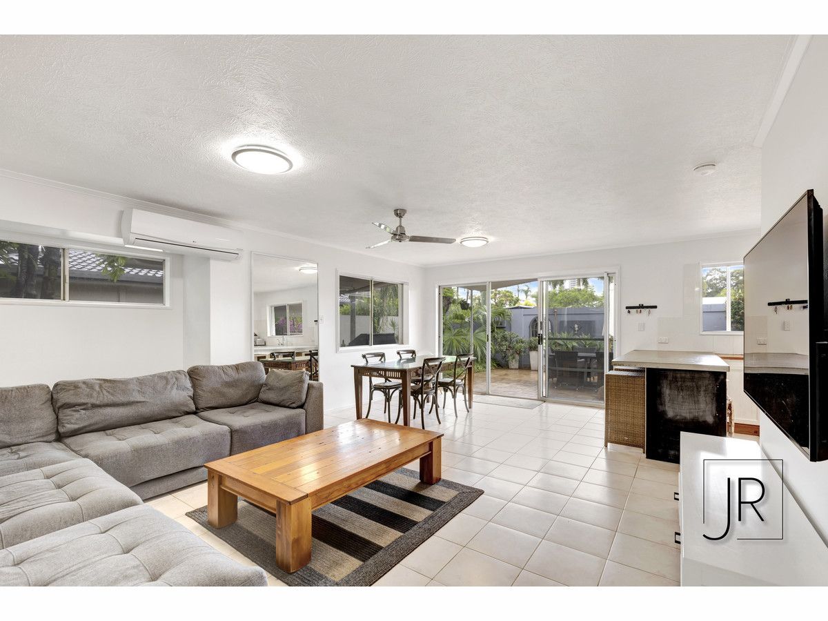 57 Savoy Drive, Broadbeach Waters QLD 4218 - House For Rent | Domain