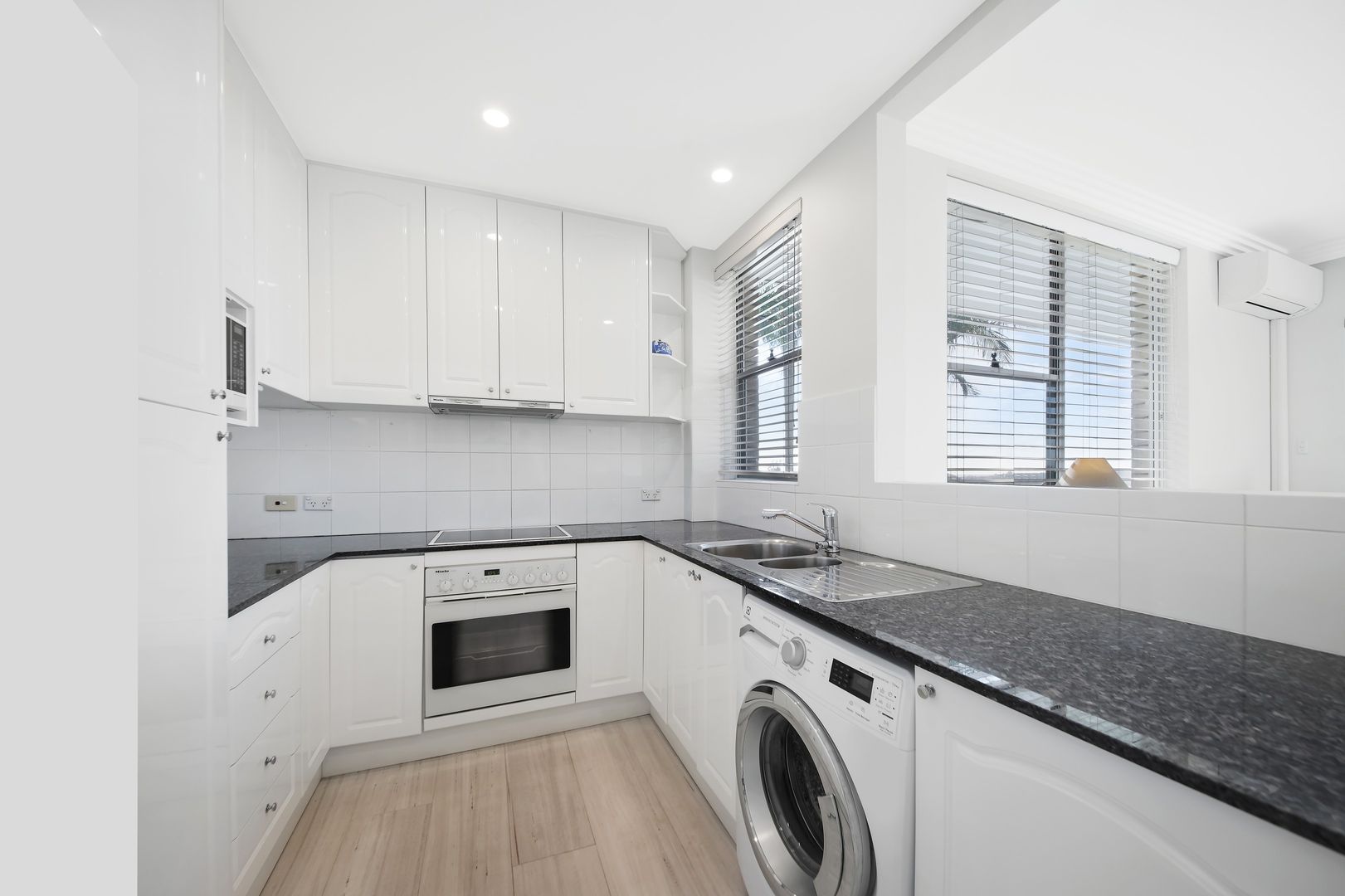 3/17 Moruben Road, Mosman NSW 2088 - Apartment For Rent | Domain