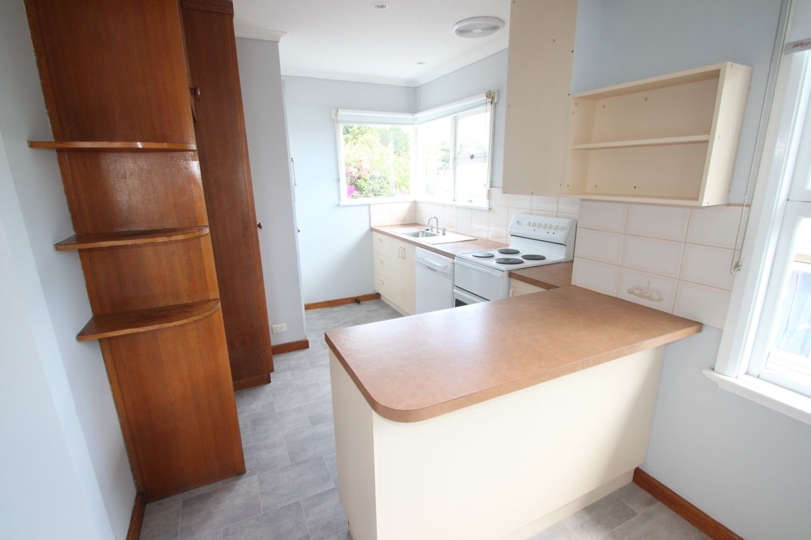 4 Croyden Avenue, Montrose TAS 7010 - House For Rent - $480 | Domain
