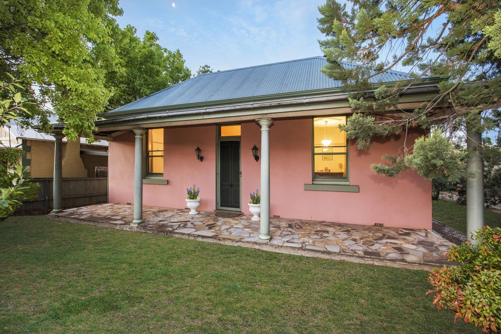 Mudgee NSW 2850 - 4 beds house for Rent, $1440 P/W - 16908076 | Domain