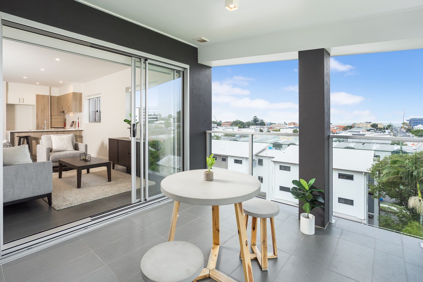 10/11 Besham Parade, Wynnum | Property History & Address Research | Domain