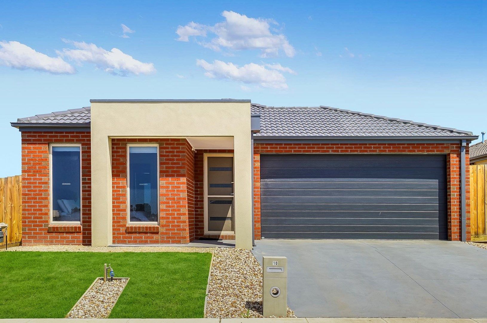 10 Geejayar Rise, Grovedale | Property History & Address Research | Domain