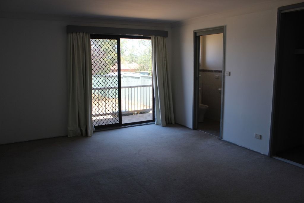 4 Macgregor Street, Tamworth NSW 2340 - House For Rent - $420 | Domain