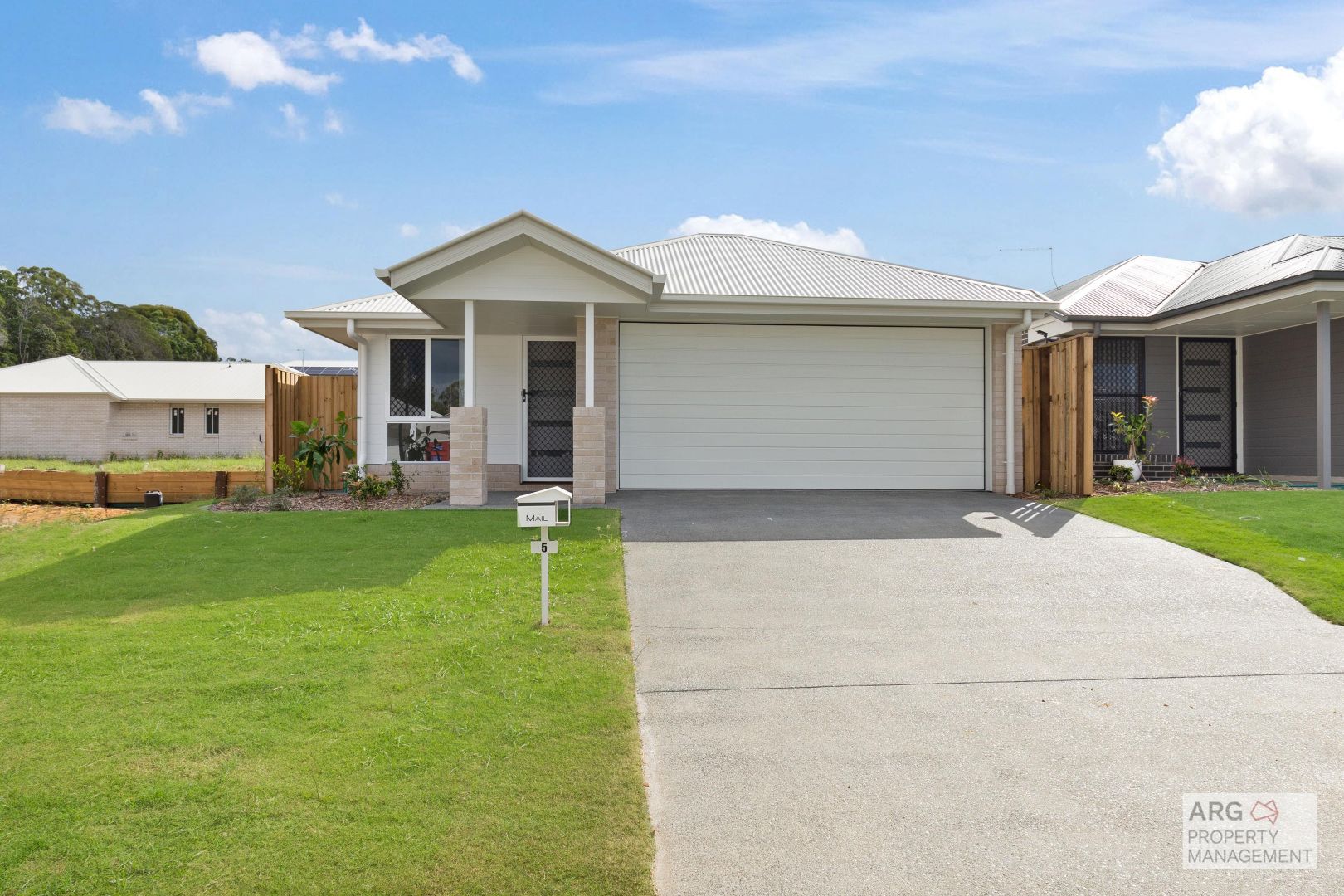 5 Mahogany Street, Burpengary | Property History & Address Research ...