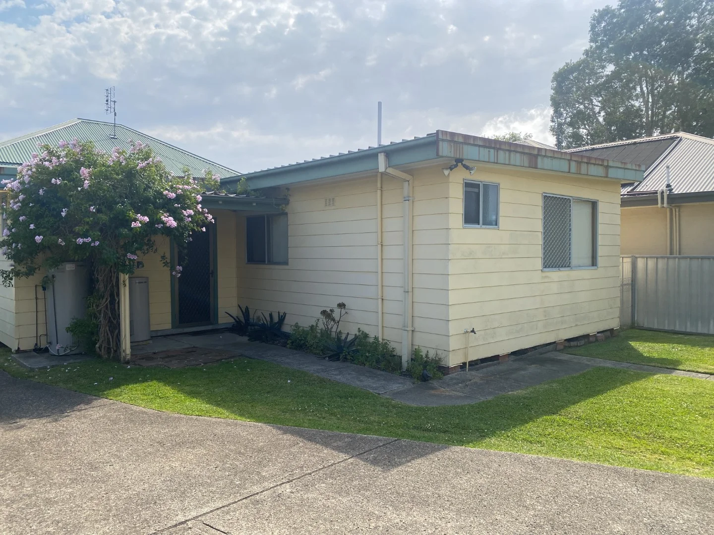 2/30 Victoria Street, New Lambton NSW 2305 - Apartment For Rent | Domain