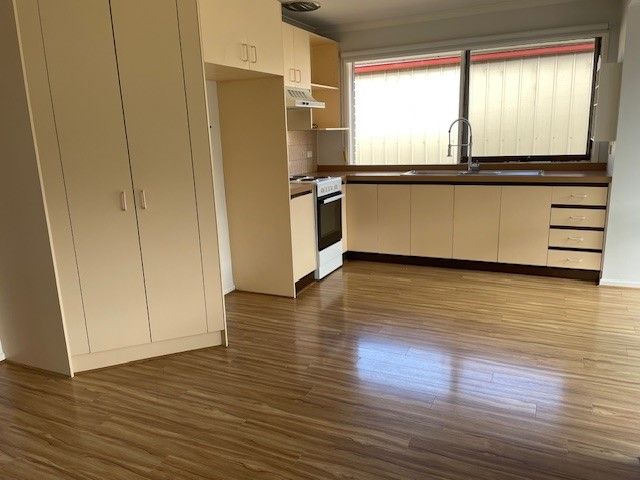 6 Morrow Road, Gisborne VIC 3437 - House For Rent - $510 | Domain