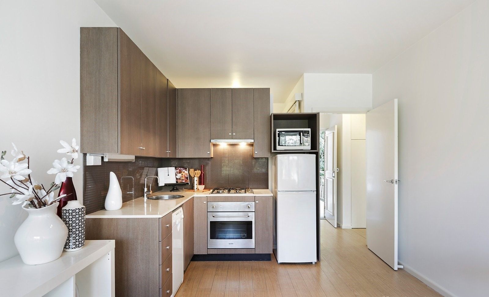 8/5 Gordon Street, Toorak VIC 3142 - Apartment For Rent | Domain