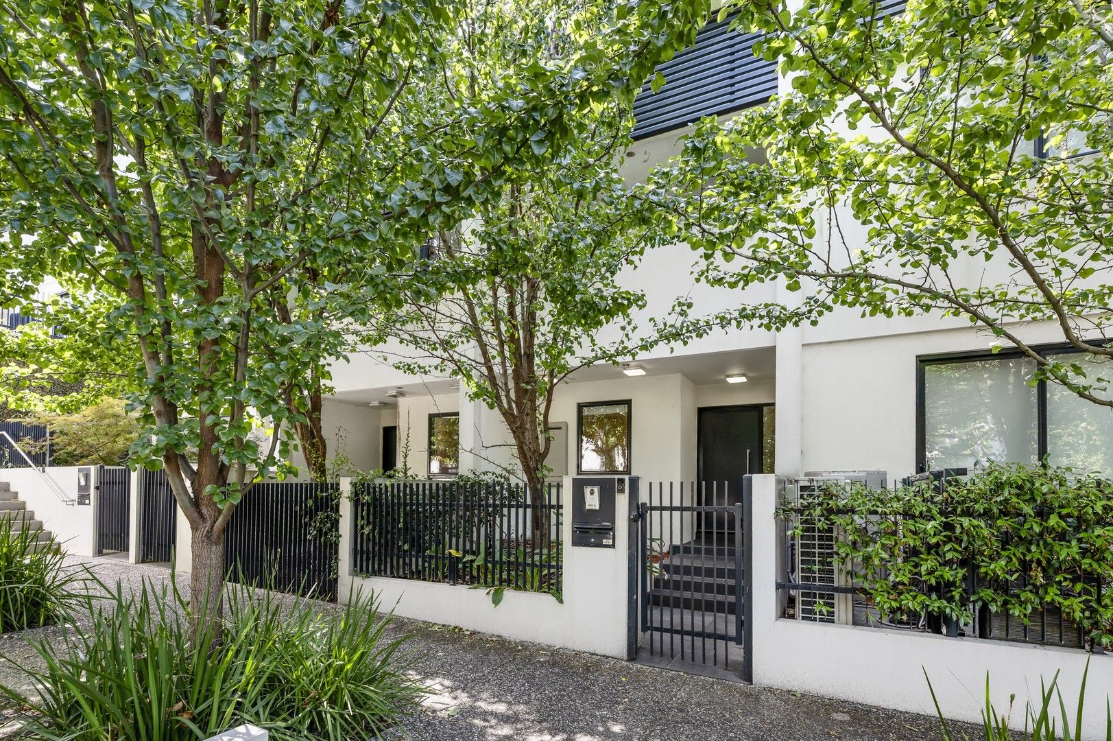 4 Banksia Way, Malvern VIC 3144 - Townhouse For Rent - $875 | Domain