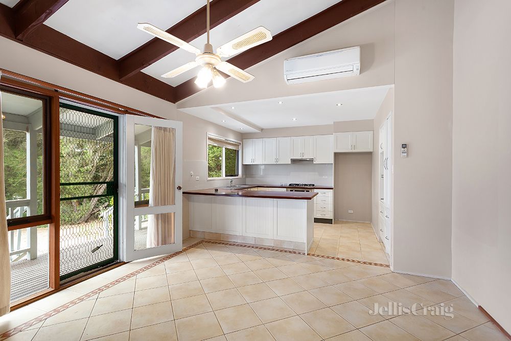 31 Affleck St, Wandong VIC 3758 - House For Rent - $560 | Domain