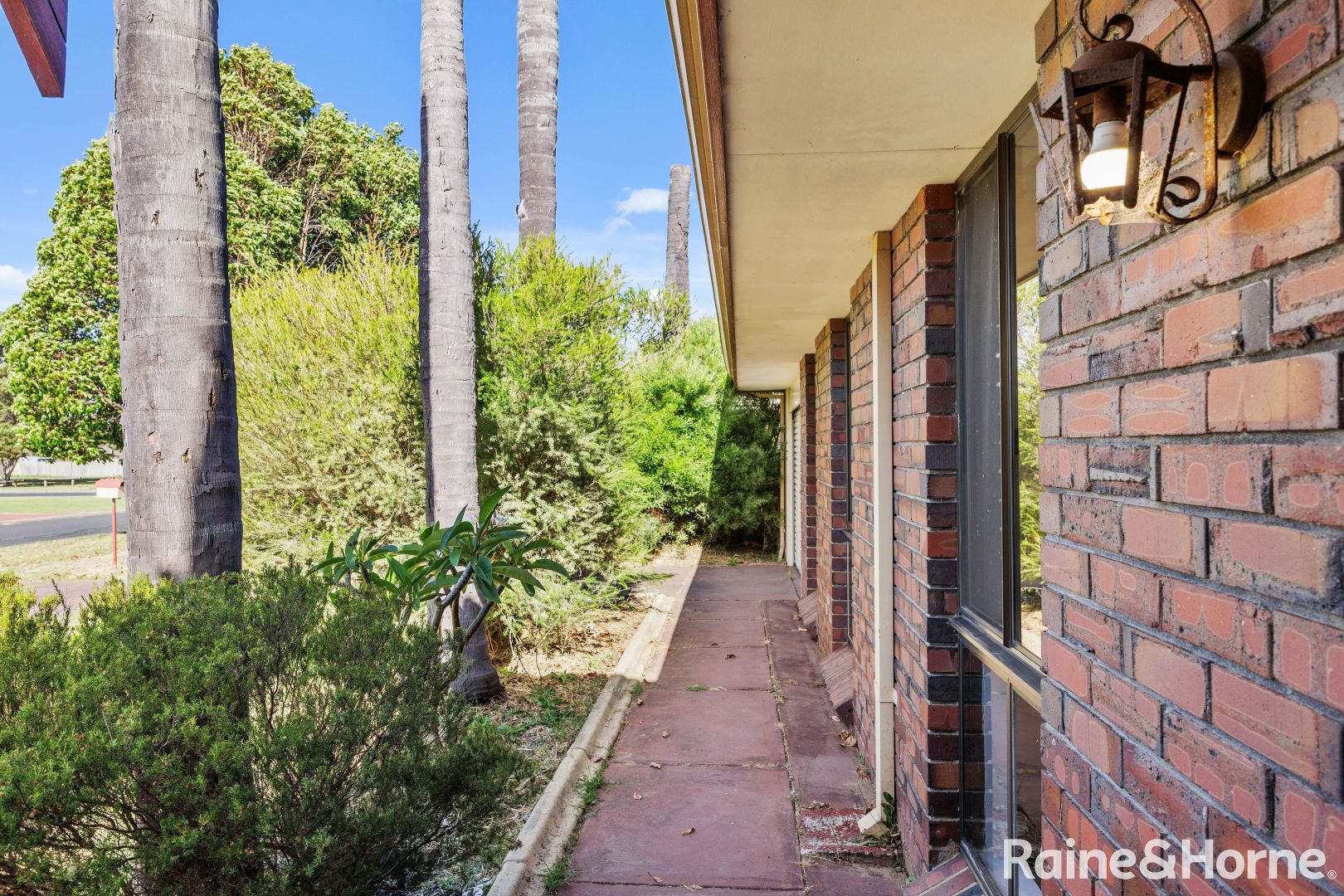 9 Bramble Grove, Carey Park WA 6230 | Domain