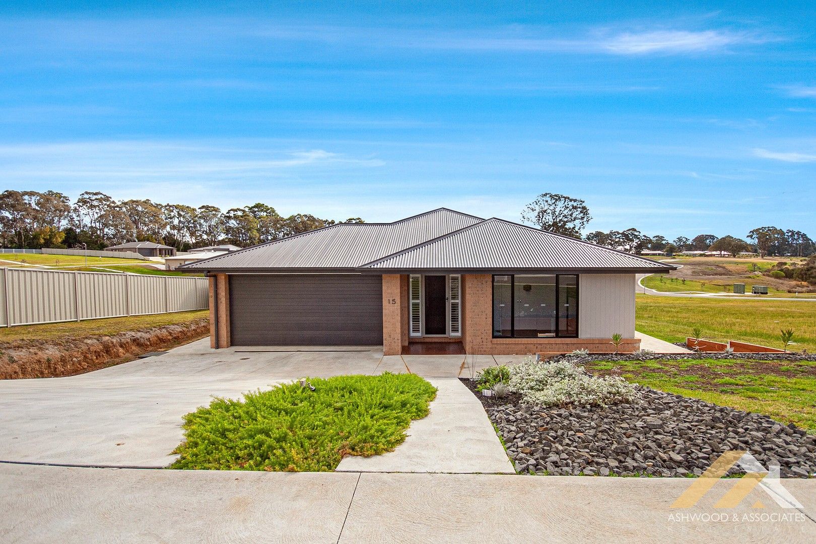 15 Whitworth Dr, Nicholson VIC 3882 | Domain