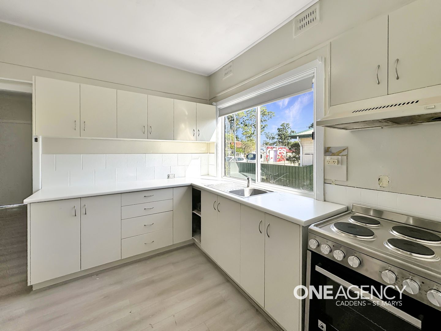 18 Pembroke Street, Cambridge Park NSW 2747 - House For Rent | Domain