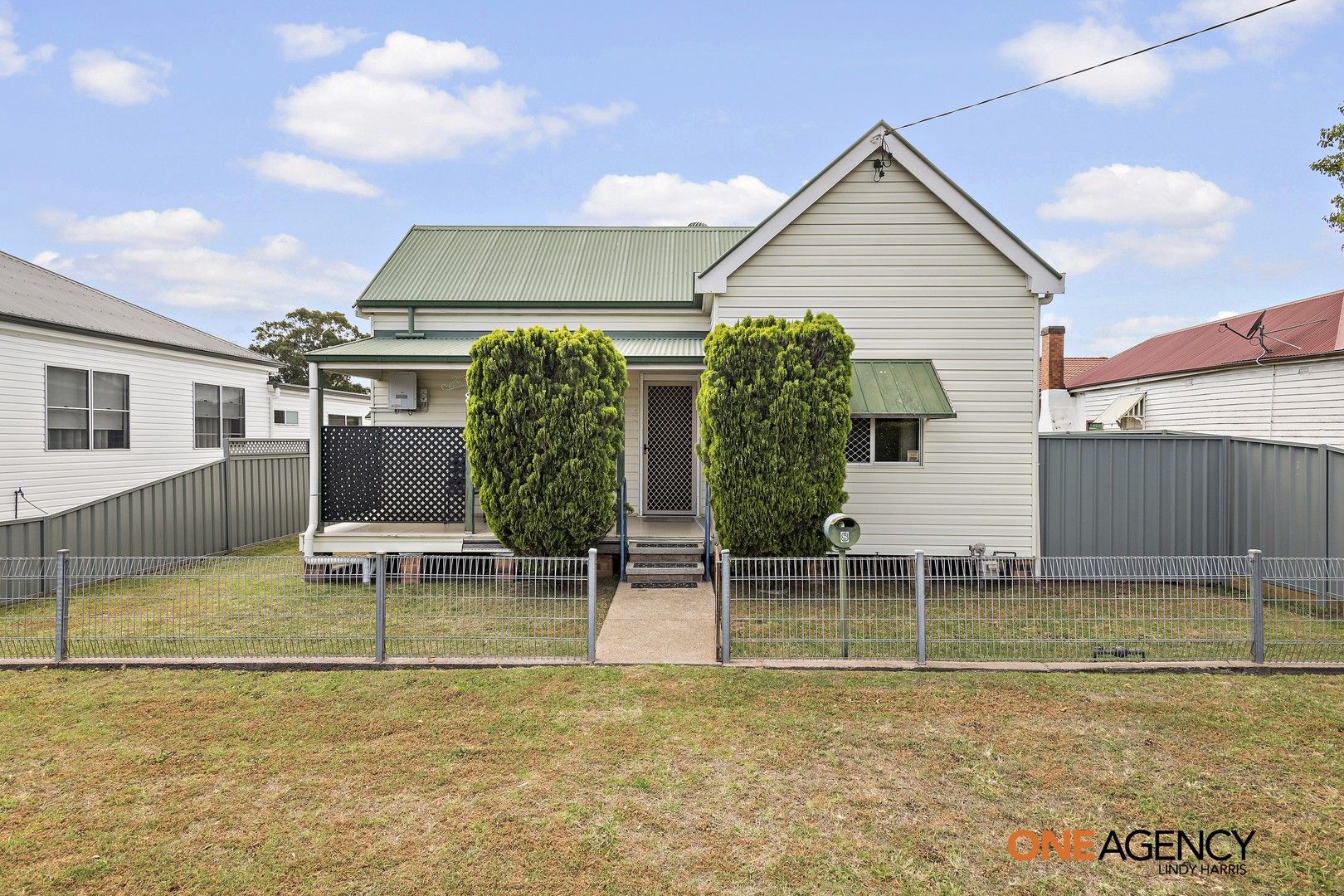 8 Bishopgate Street, Singleton NSW 2330 | Domain