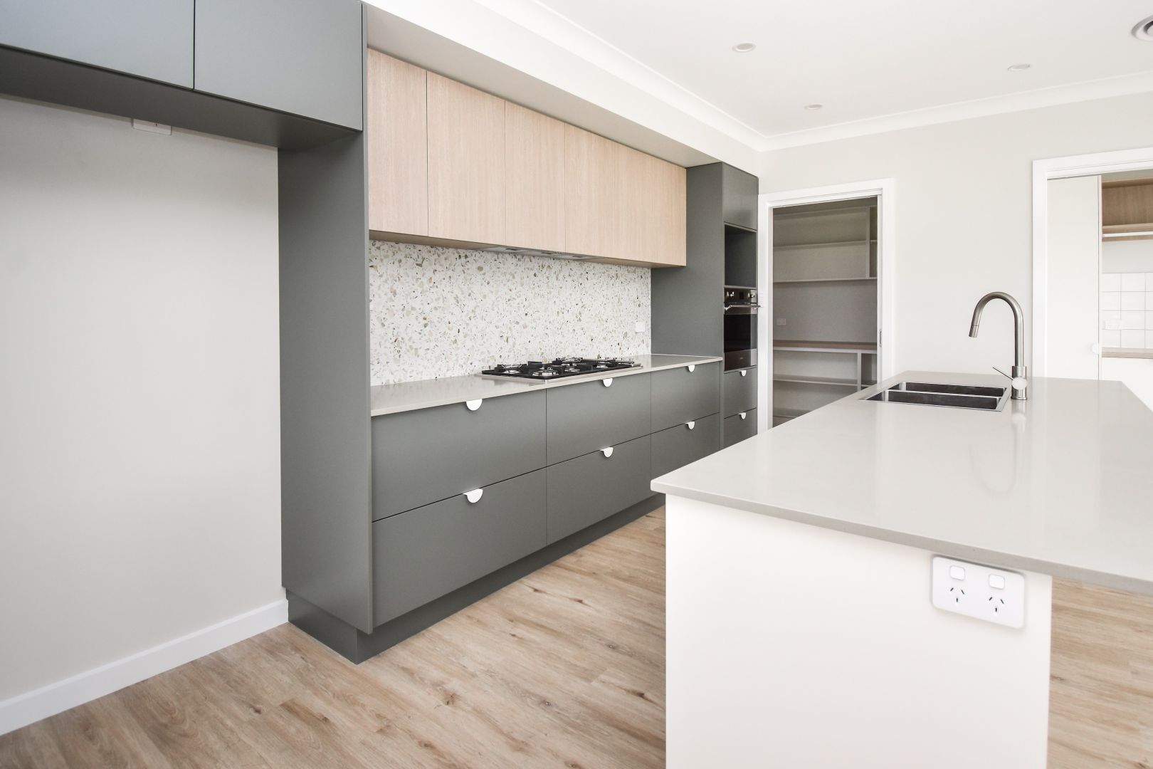 147a Diamond Drive, Orange NSW 2800 - House For Rent | Domain