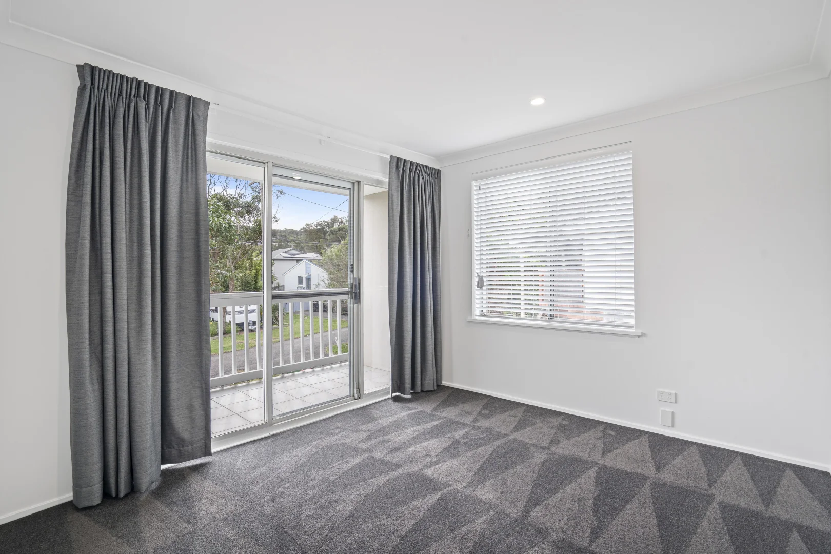 35 Del Rio Drive, Copacabana NSW 2251 - House For Rent | Domain