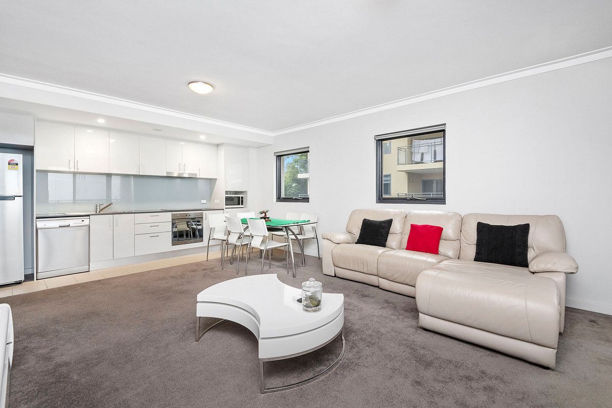 4/33 Bronte Street, East Perth WA 6004 | Domain