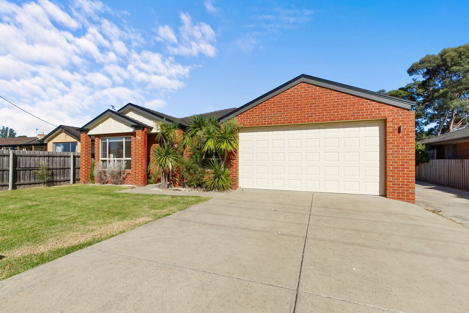121 Marley Street, Sale VIC 3850 - Townhouse For Rent | Domain