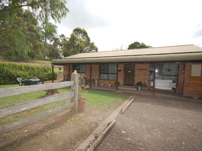 16 Mondrook Lane, Mondrook | Property History & Address Research | Domain