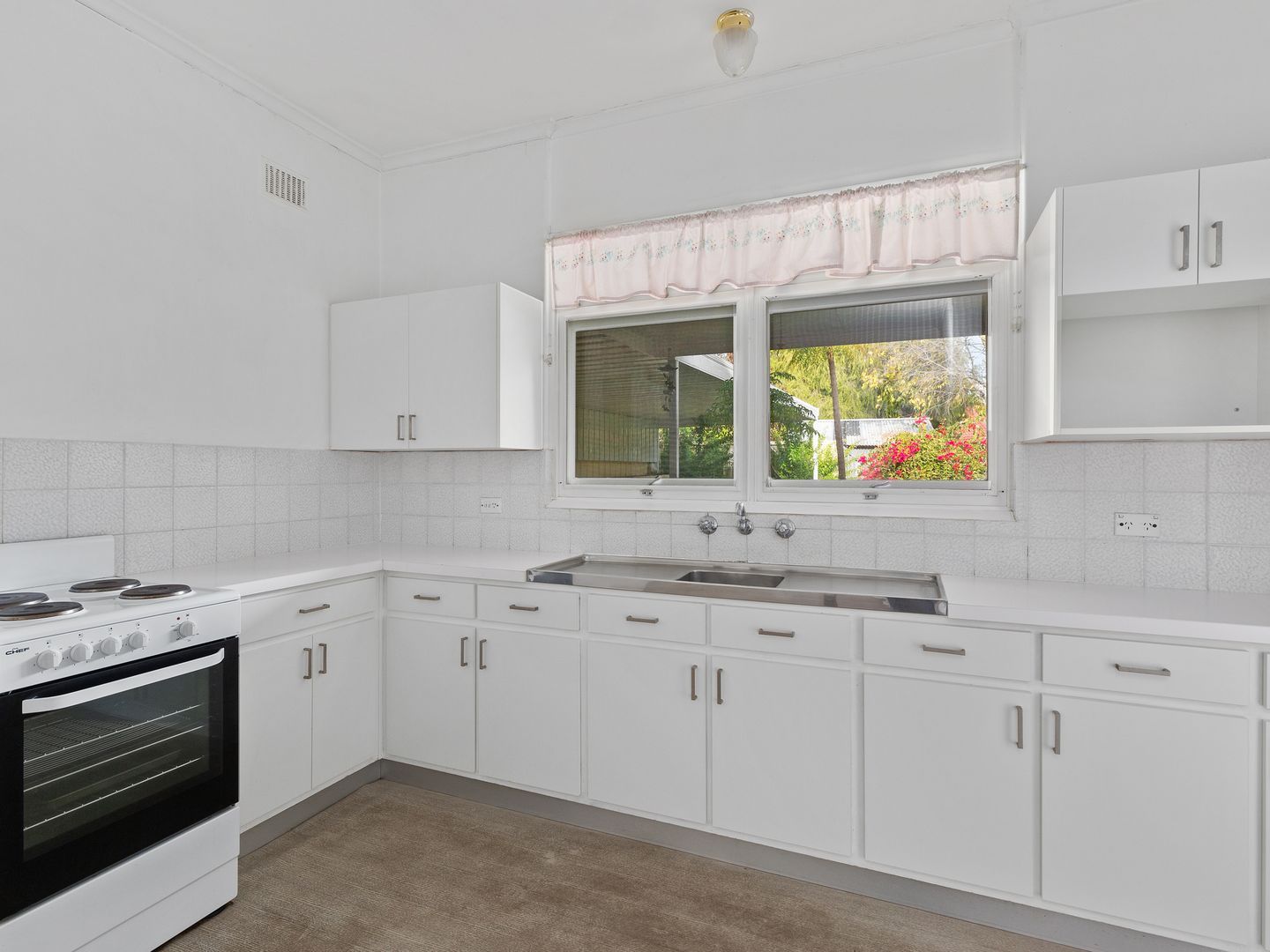 1a Clyde Street, Marion SA 5043 - House For Rent | Domain