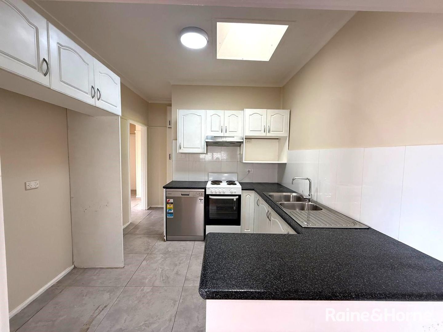 19 High Street, Campbelltown NSW 2560 - House For Rent - $650 | Domain