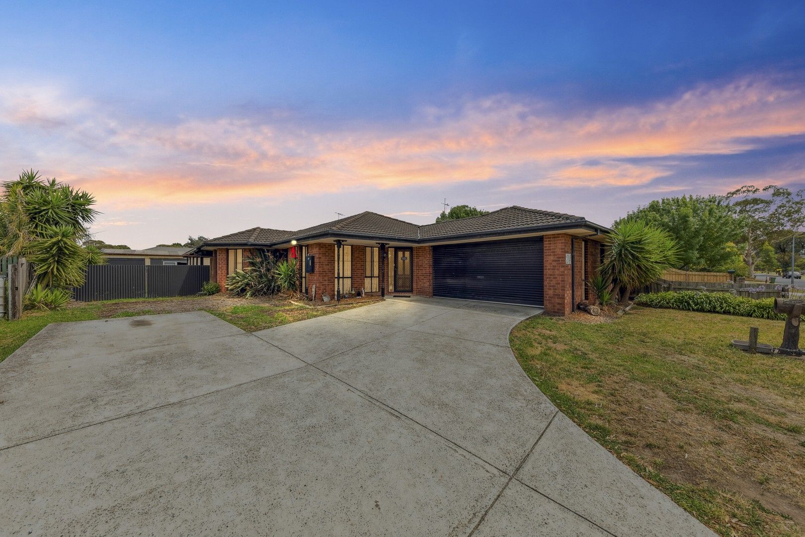 24 Bluegrass Crescent, Pakenham VIC 3810 | Domain