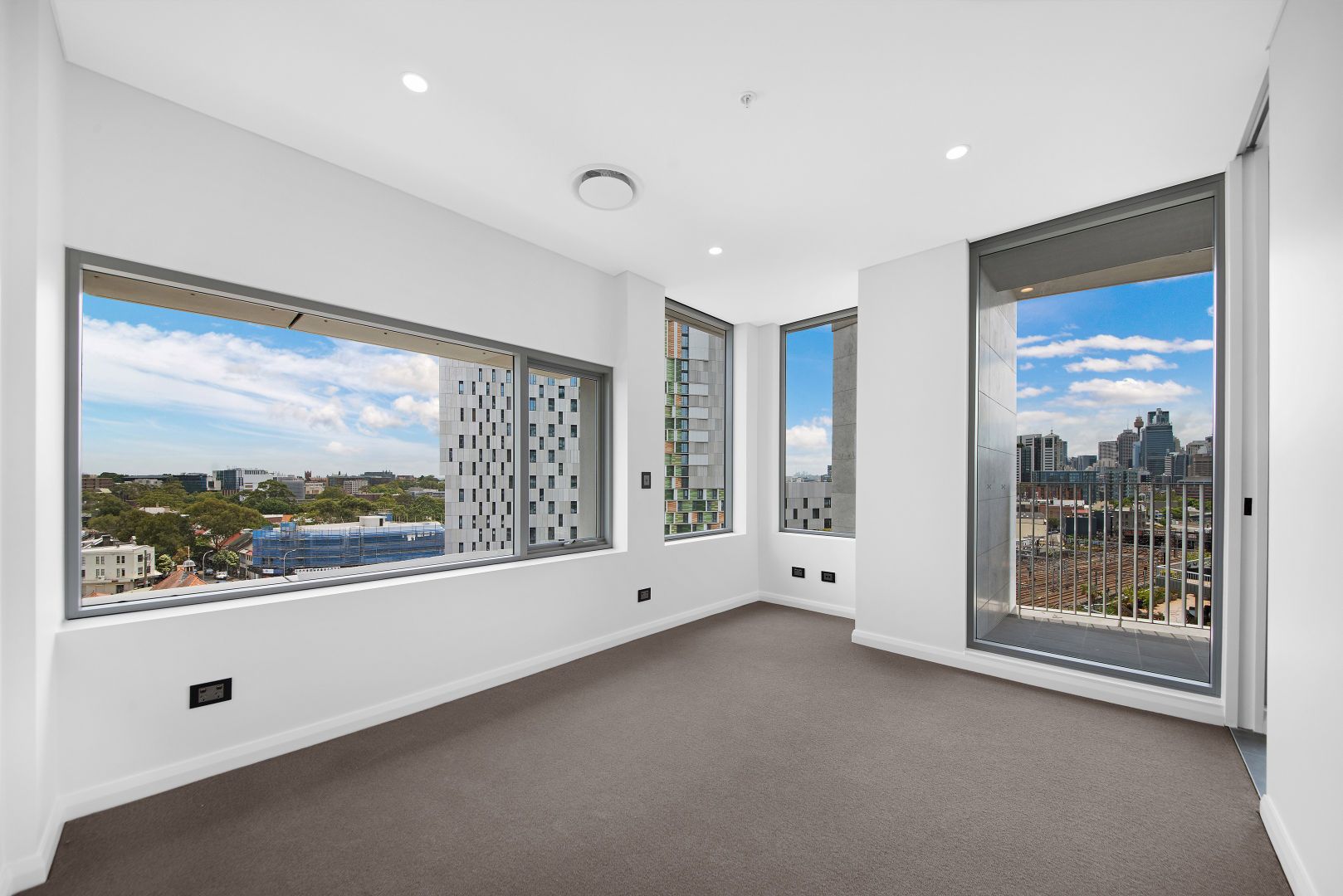 602-605/1 Lawson Square, Redfern NSW 2016 - Apartment For Rent | Domain