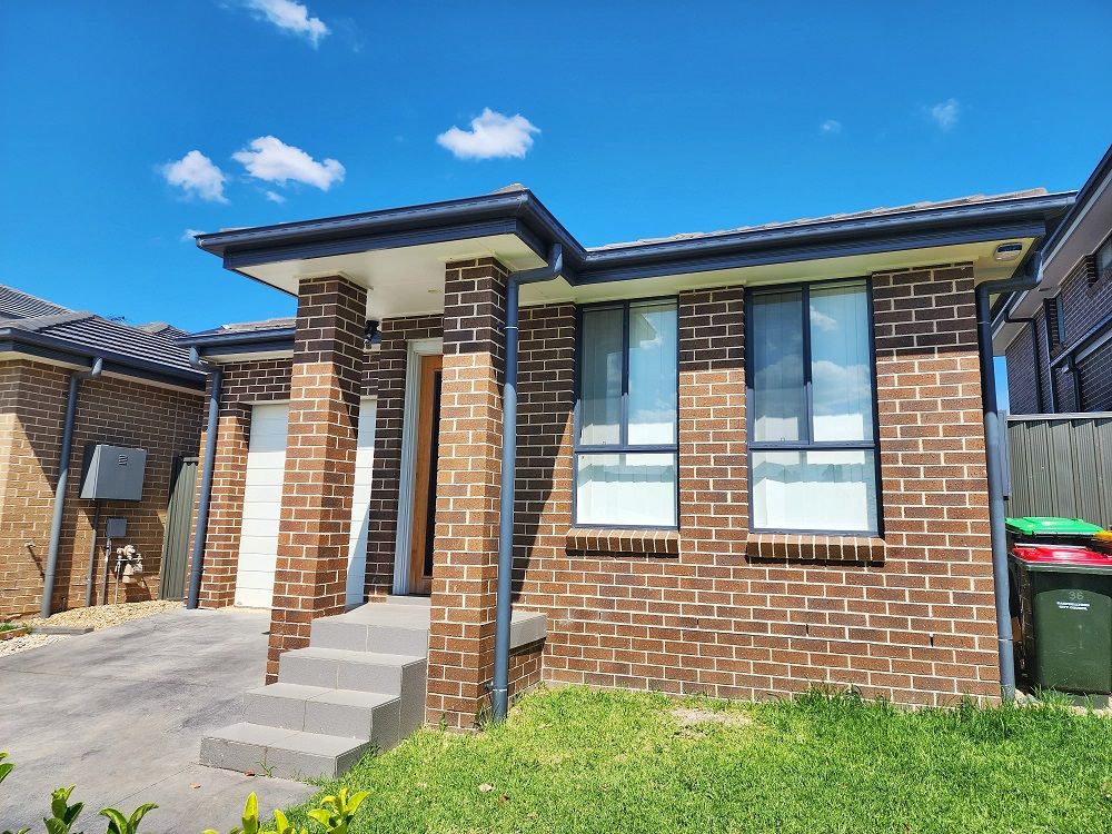 36 Brooklime Crescent, Denham Court NSW 2565 - House For Rent - $675 ...