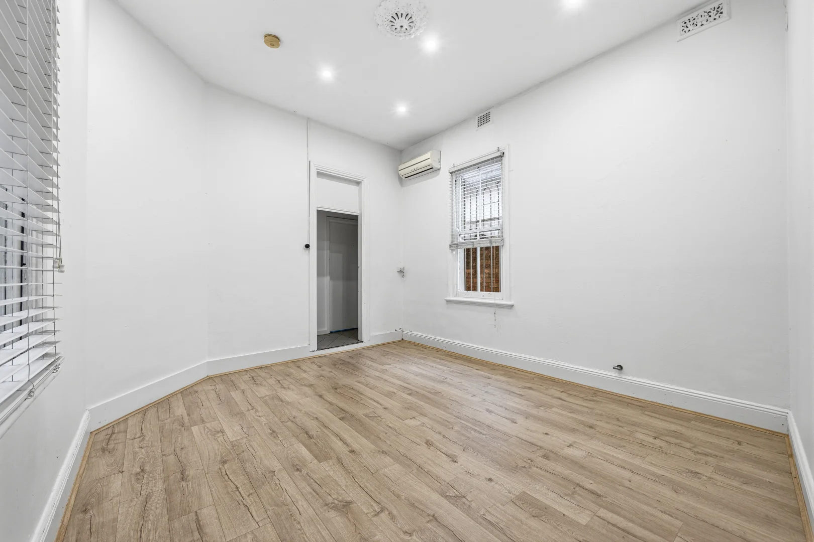 166 Bronte Road, Waverley NSW 2024 - House For Rent | Domain