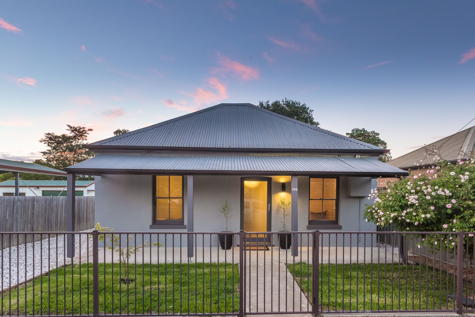 Sold 103 Clinton Street, Orange NSW 2800 on 10 Feb 2018 - 2014060358 ...
