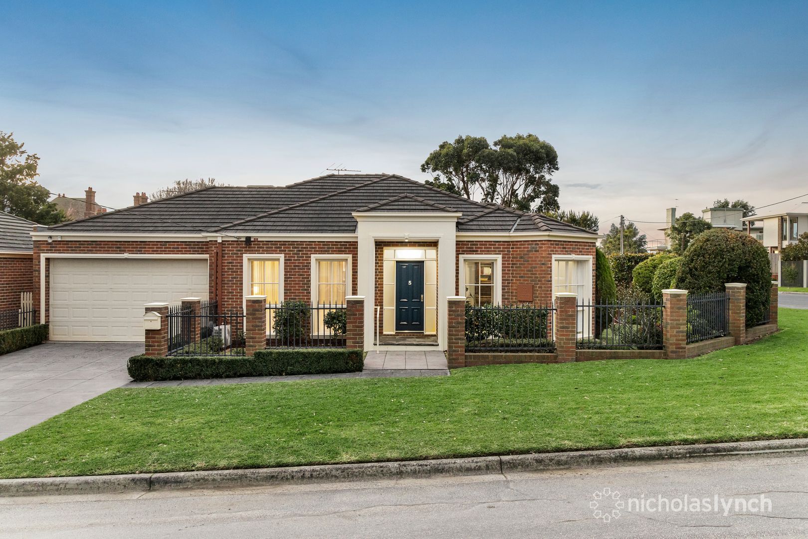5 Bath Street, Mornington | Property History & Address Research | Domain