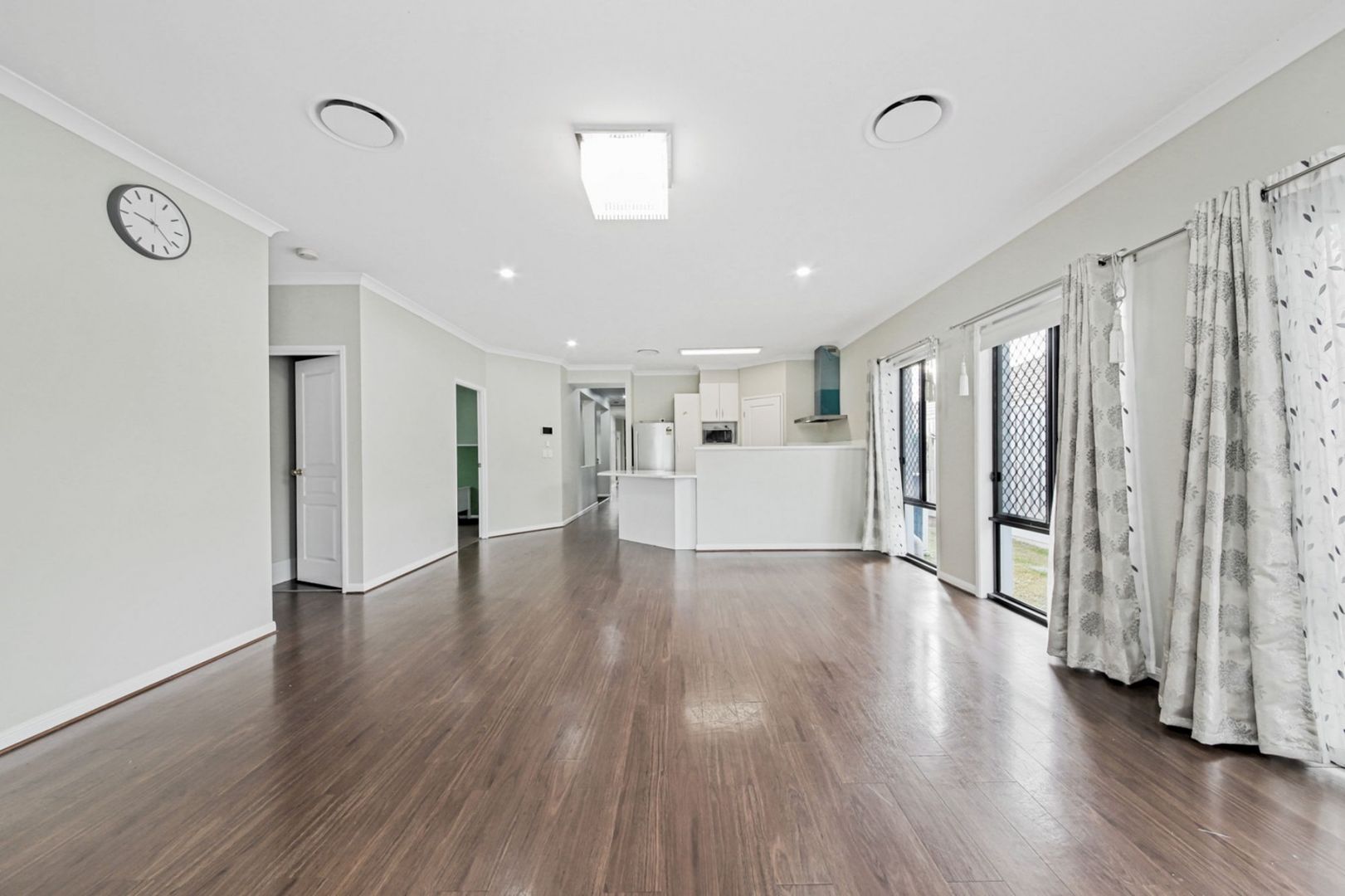 8 Eaton Close, North Lakes QLD 4509 - House For Rent | Domain