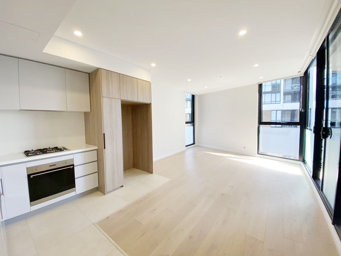 715/5 Maple Tree Rd, Westmead NSW 2145 - Apartment For Rent - $650 | Domain
