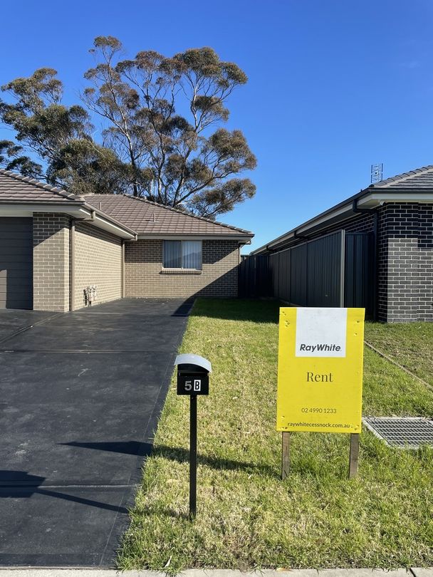 2/5 Garland Rd, Cessnock NSW 2325 - House For Rent | Domain