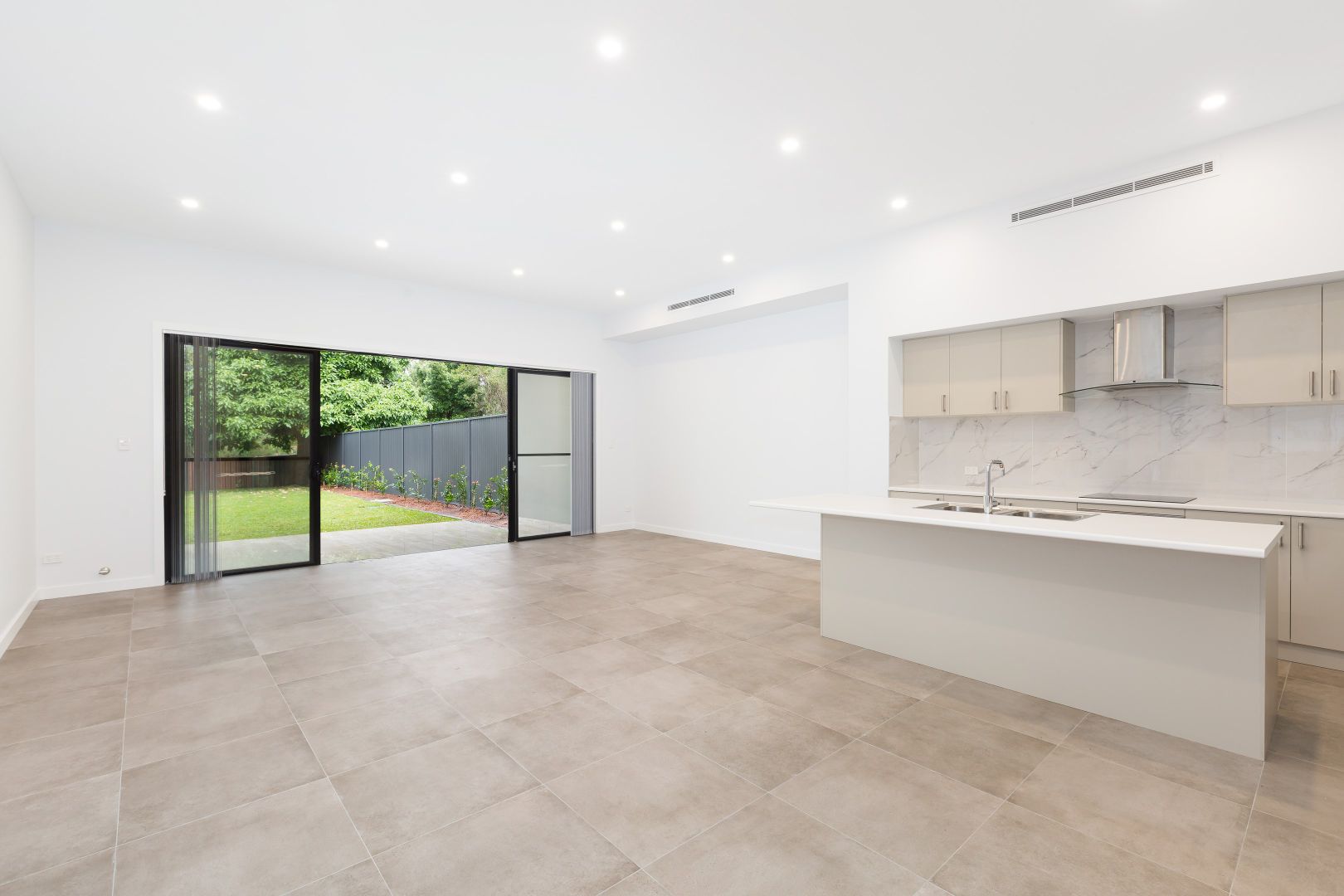 16 Gordon Street, Caringbah NSW 2229 - Semi-detached For Rent | Domain