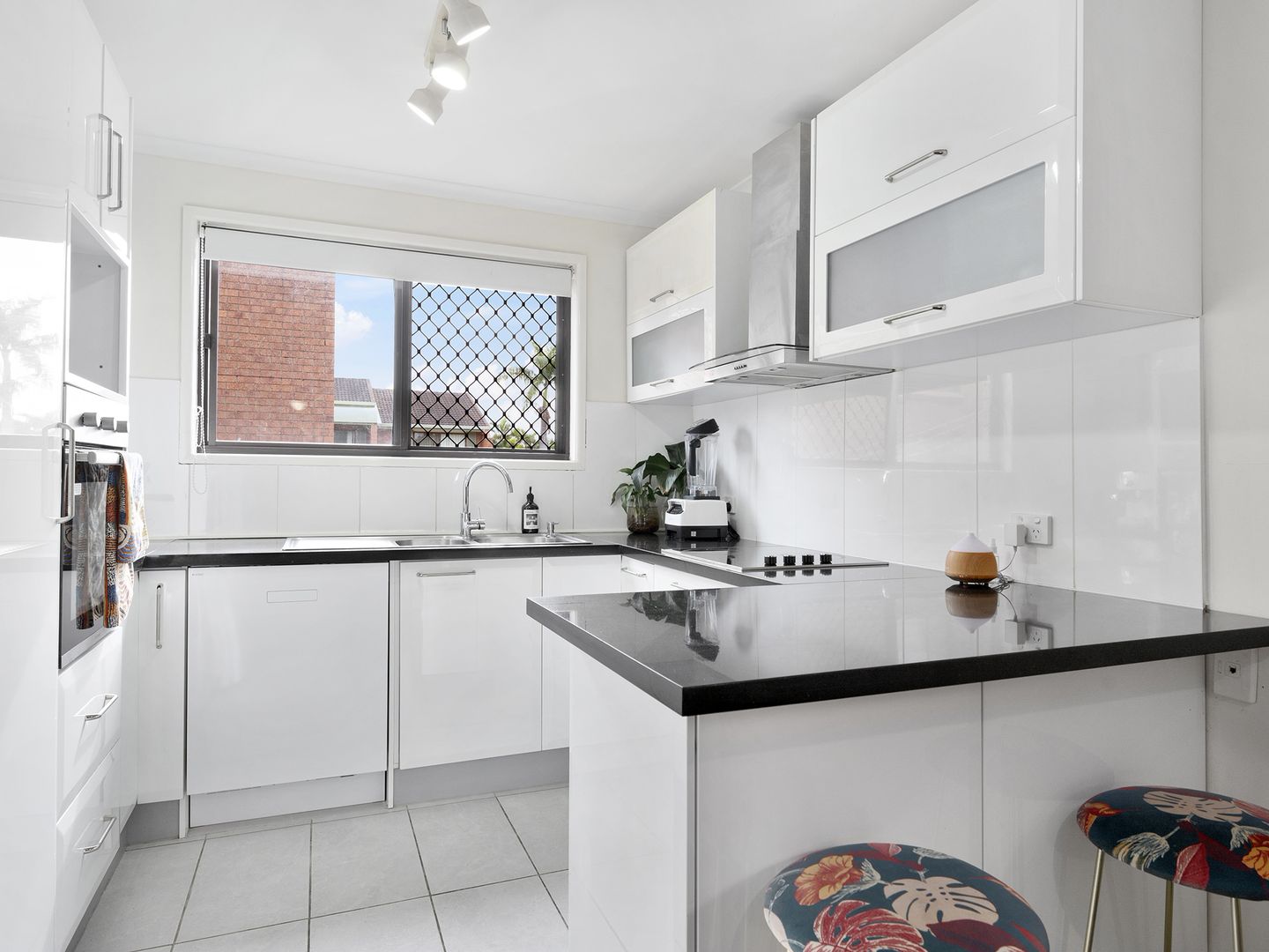 16/87 Springwood Road, Springwood | Property History & Address Research ...