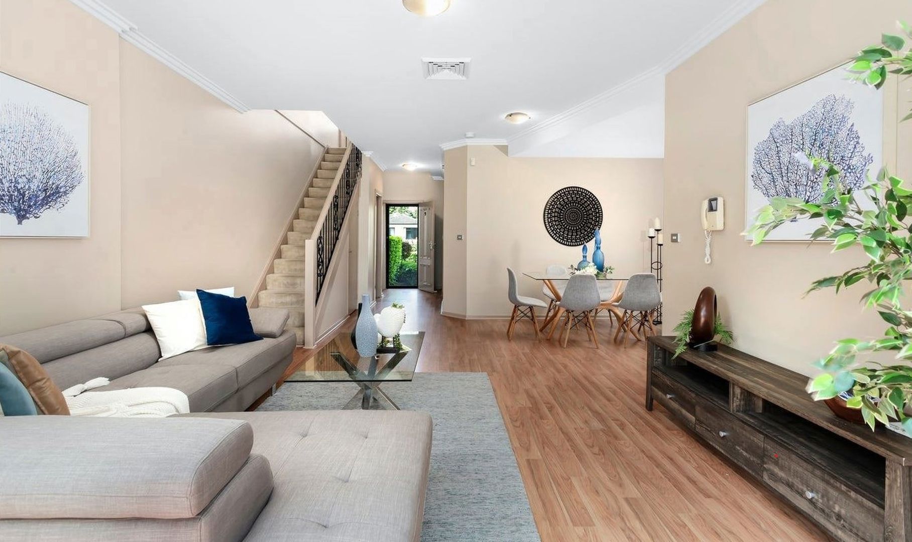 9/4 Hindle Terrace, Bella Vista NSW 2153 - House For Rent | Domain