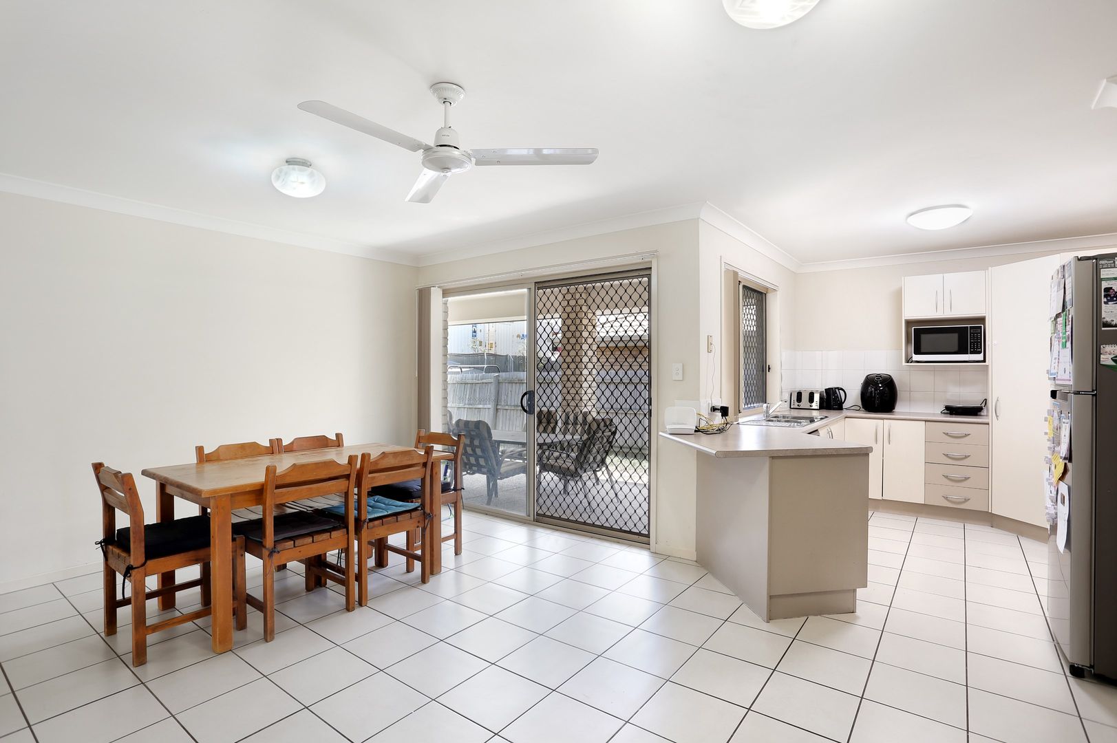 Sold 82 Anna Drive, Raceview QLD 4305 on 11 Mar 2020 - 2015884342 | Domain