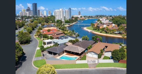 Mermaid Waters QLD 4218 - 4 beds house for Rent - 15781428 | Domain