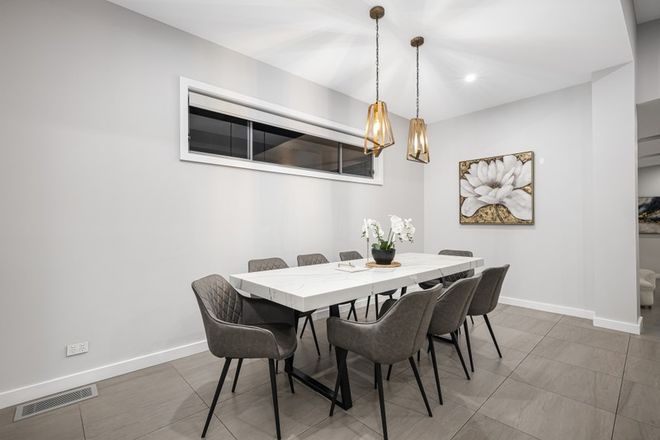 4 Tay Place, WINSTON HILLS, NSW | Land Value Australia - Find ...