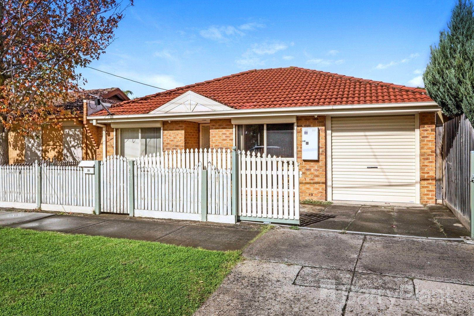 10 Erinbank Crescent, Westmeadows VIC 3049 | Domain
