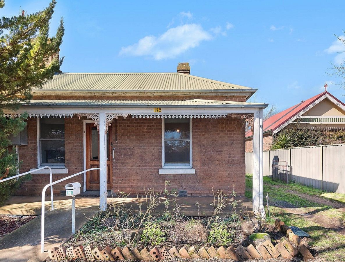 172 Edward Street, Orange NSW 2800 - Duplex For Rent | Domain