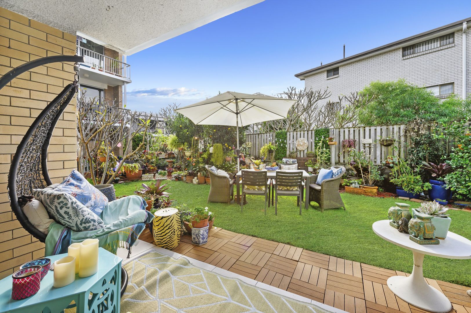 2/41 Chelsea Avenue, Broadbeach | Property History & Address Research ...