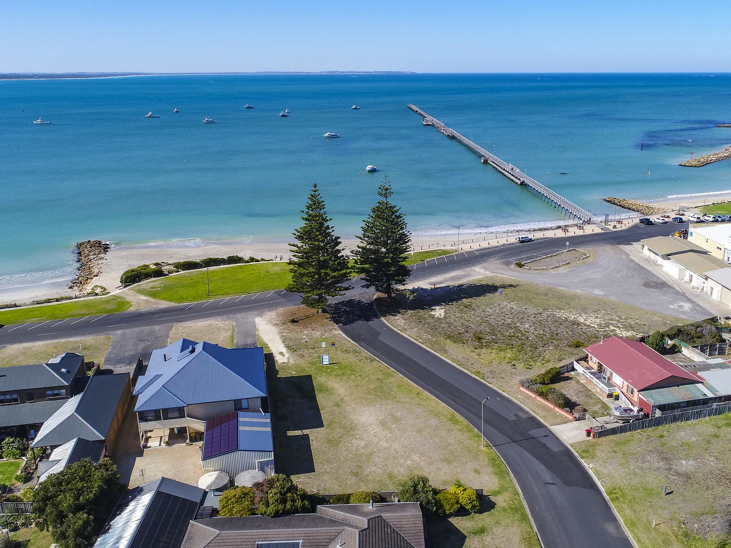 Sold 11 Beach Road, Beachport SA 5280 on 10 Jan 2020 - 2015174831 | Domain